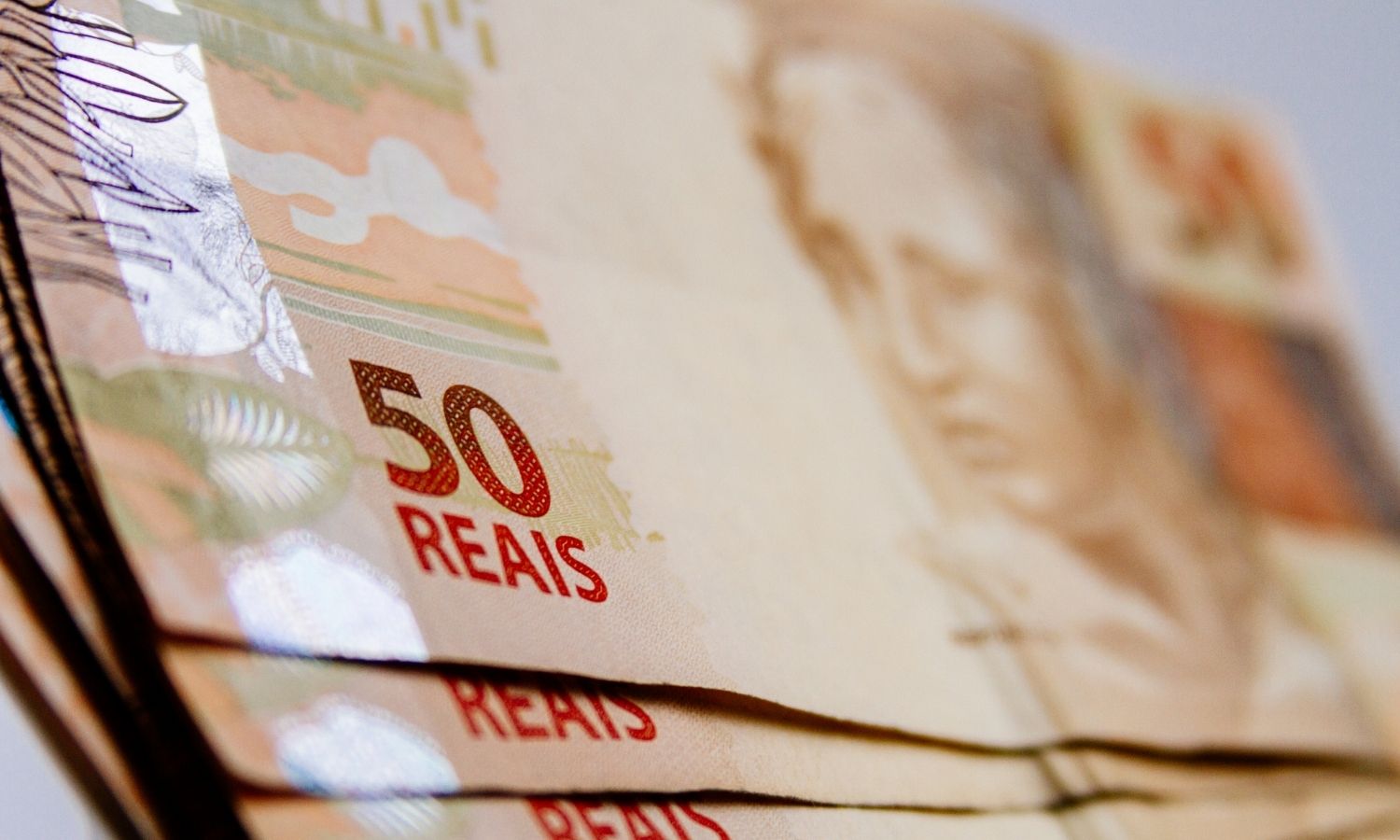 Vértua Invest + - Investimentos e Educação Financeira